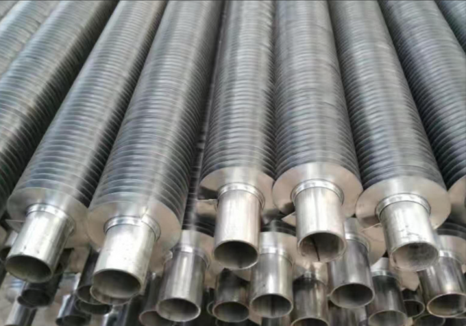TUV Titanium Fin Tube Tube Finned Tube Trao đổi nhiệt Hóa dầu Hàng ...